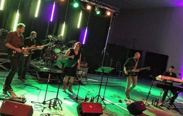 Foto's + Contact :: Tom Van de Venne